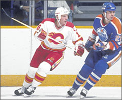 Hull was drafted 117th overall by the Calgary Flames in 1984. (Paul ...